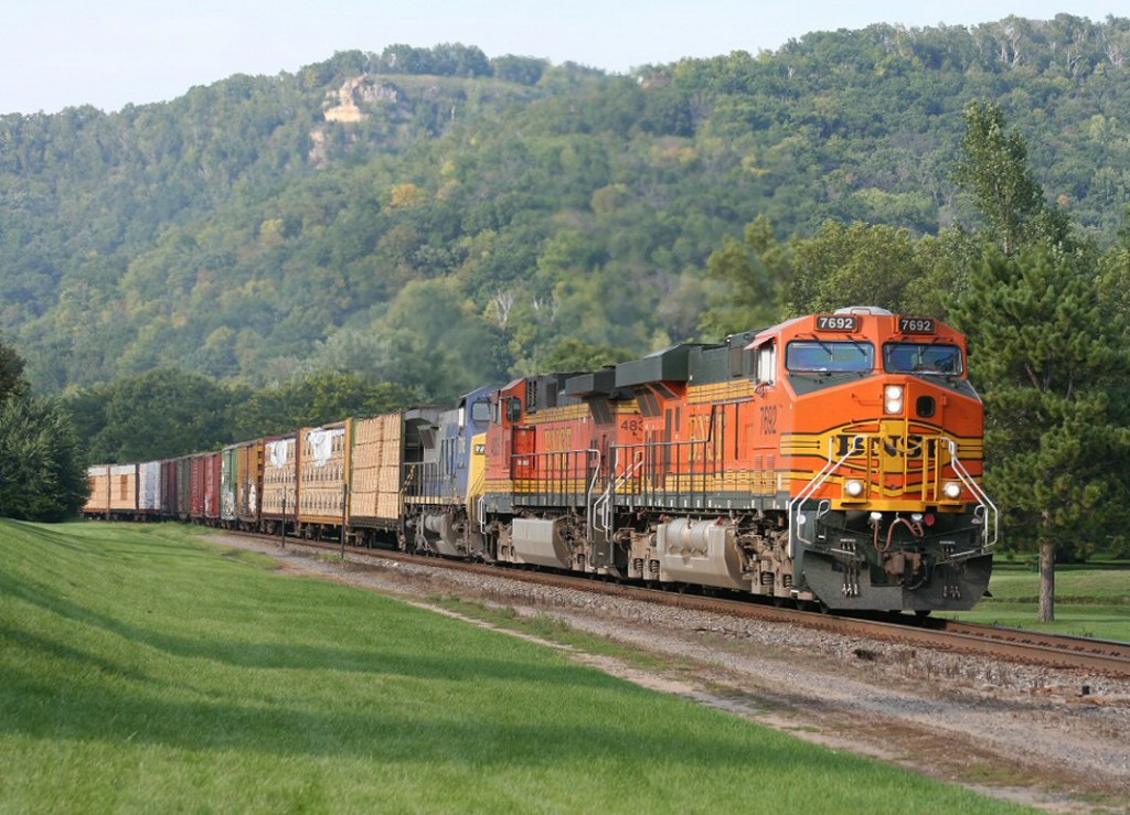 BNSF 7692
